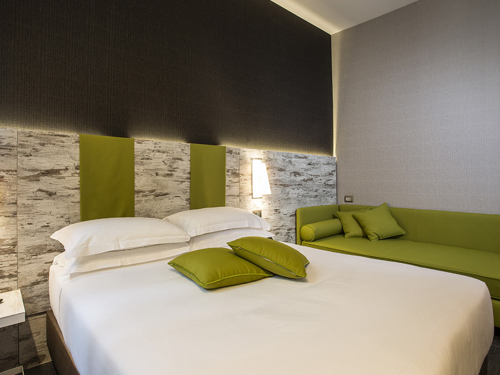 3family4_gallery - Rome Termini